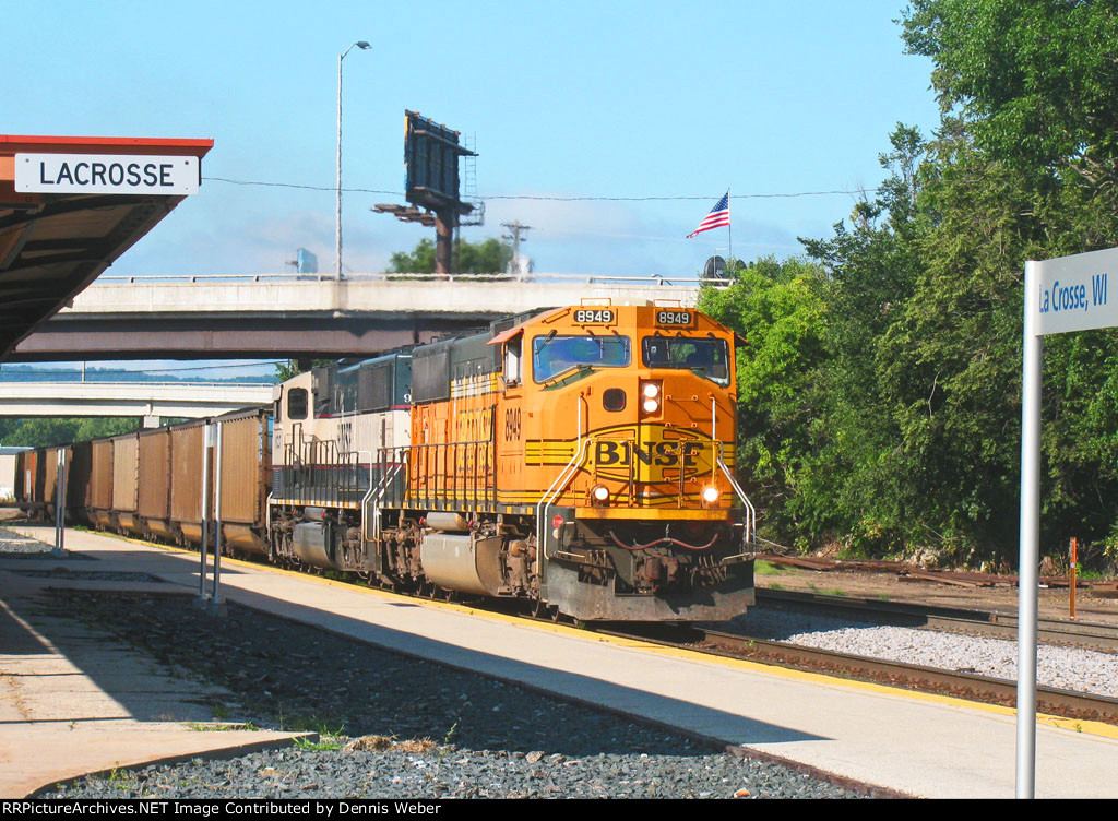 BNSF 8949, CP's Tomah Sub.